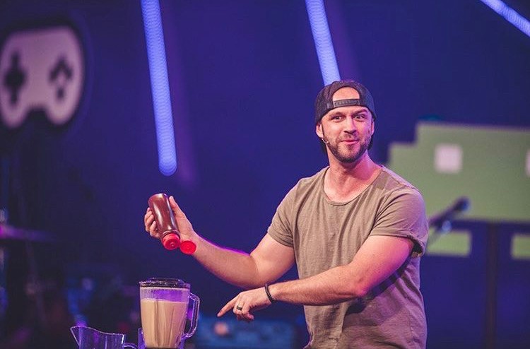 Nathan Mclean (Hillsong Church, Australia) – The Chat Kids Book